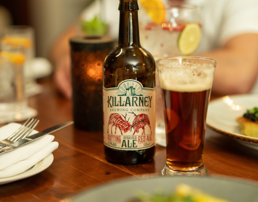 Monk's Lounge | Déjeuner, cocktails, en-cas | Restaurants à Killarney
